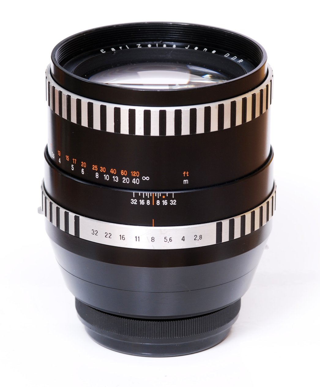 lI Il Zeiss Olympia Sonnar 180mm f2.8 lens adapted to a Sony a7ii full ...